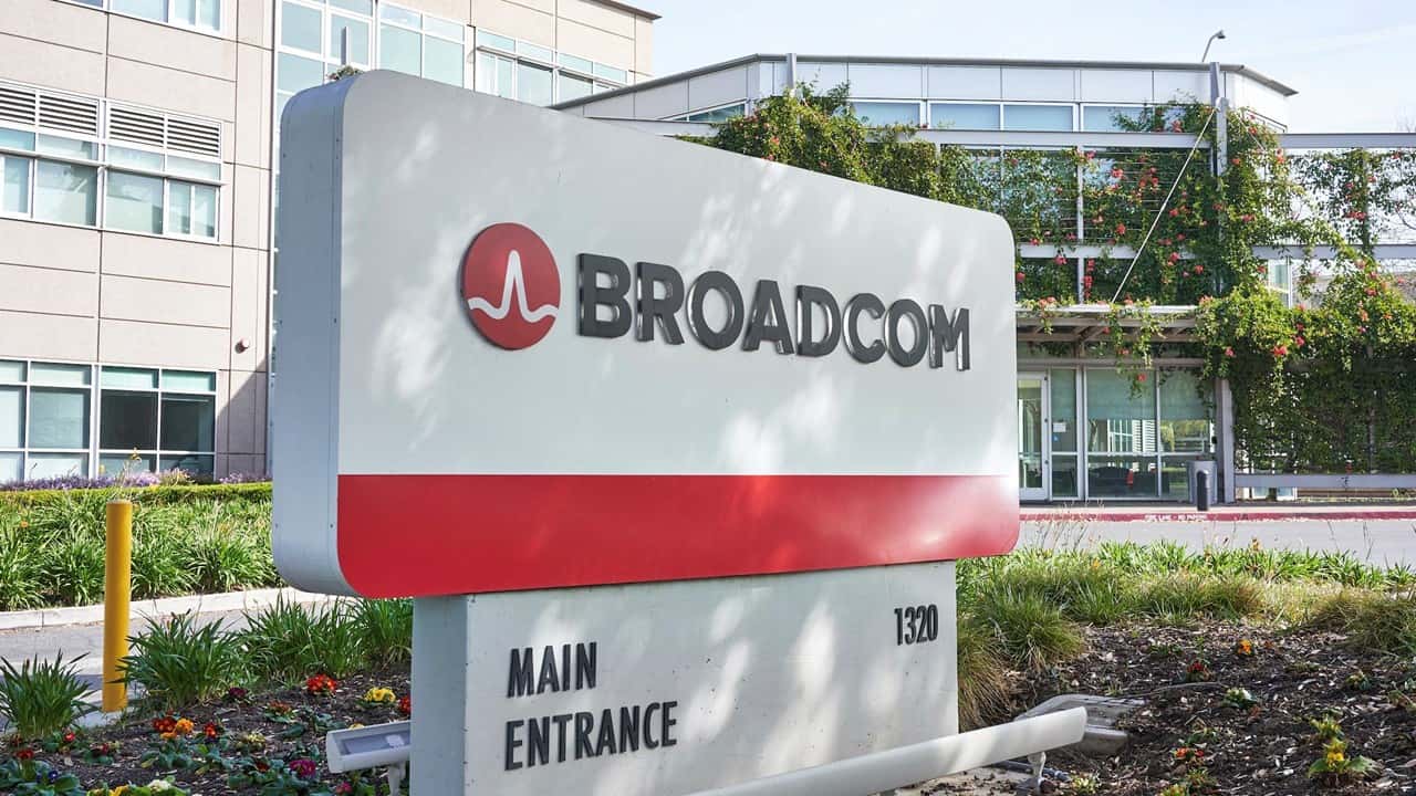 Broadcom Inc. stock rises Tuesday, outperforms market - Equity Insider