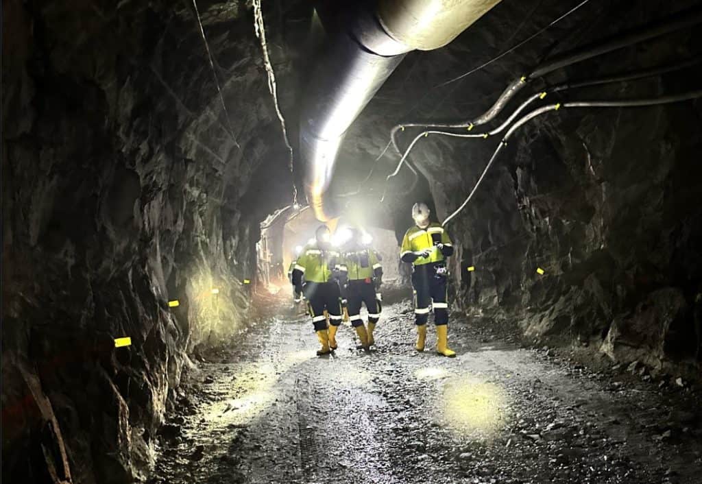 Aris Mining (NYSE:ARMN) Trading 4.8% Higher - Equity Insider